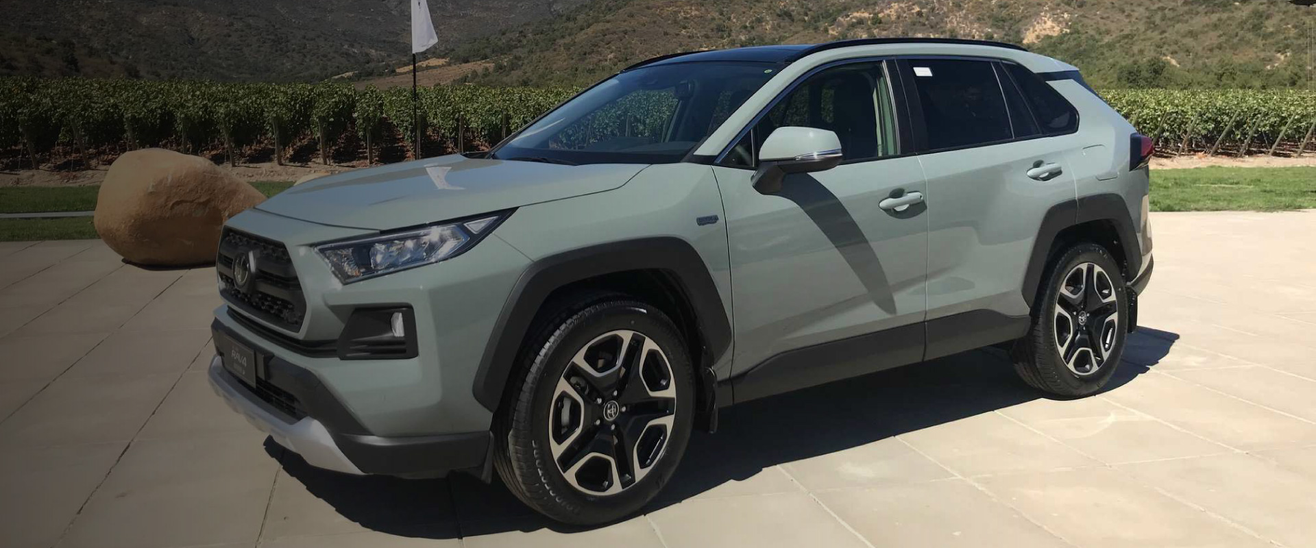 Mejores bonos y precios Toyota Rav 4 | Automotora Portillo Sur